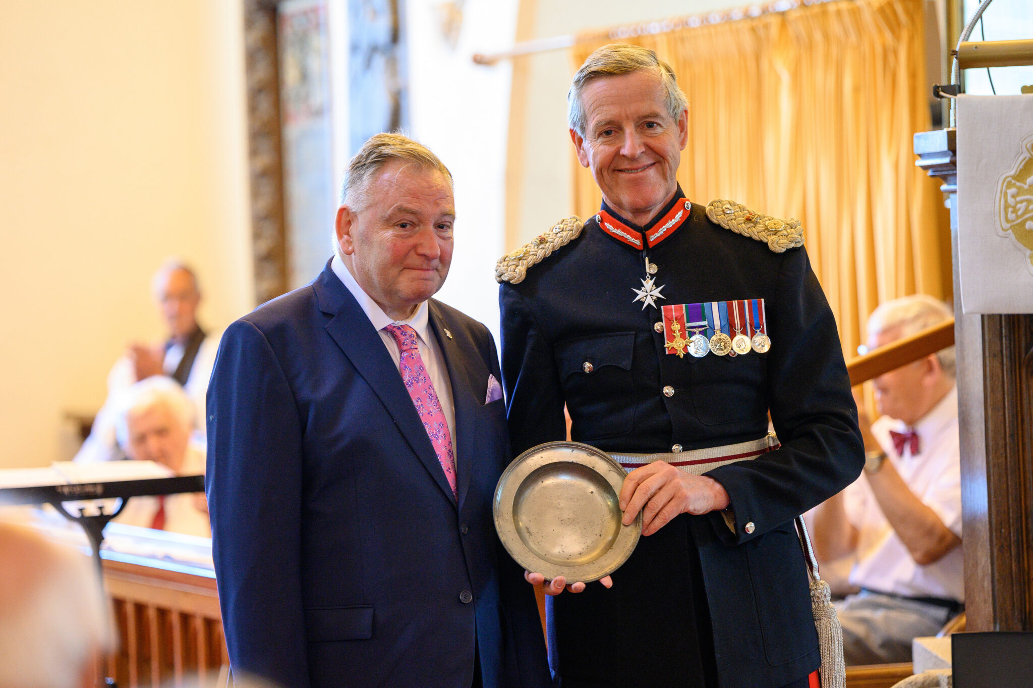 Steve Ellis receives Trelawny Plate Award 2022 - The Lord Lieutenant of ...